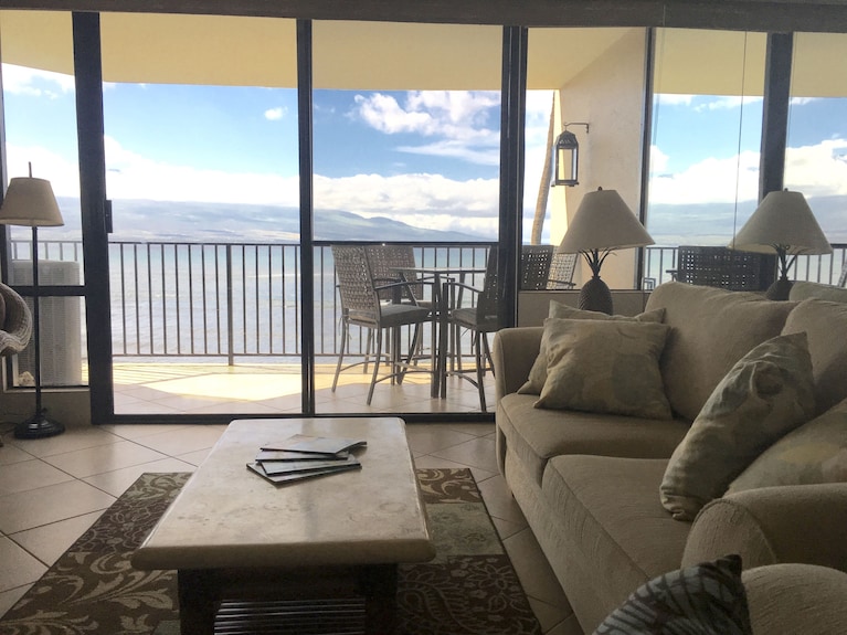 Oceanfront Create Forever Memories, Panoramic Views; 2 Bdrm, 2 Bath, Central A/c - Maui Ocean Center, The Aquarium of Hawaii