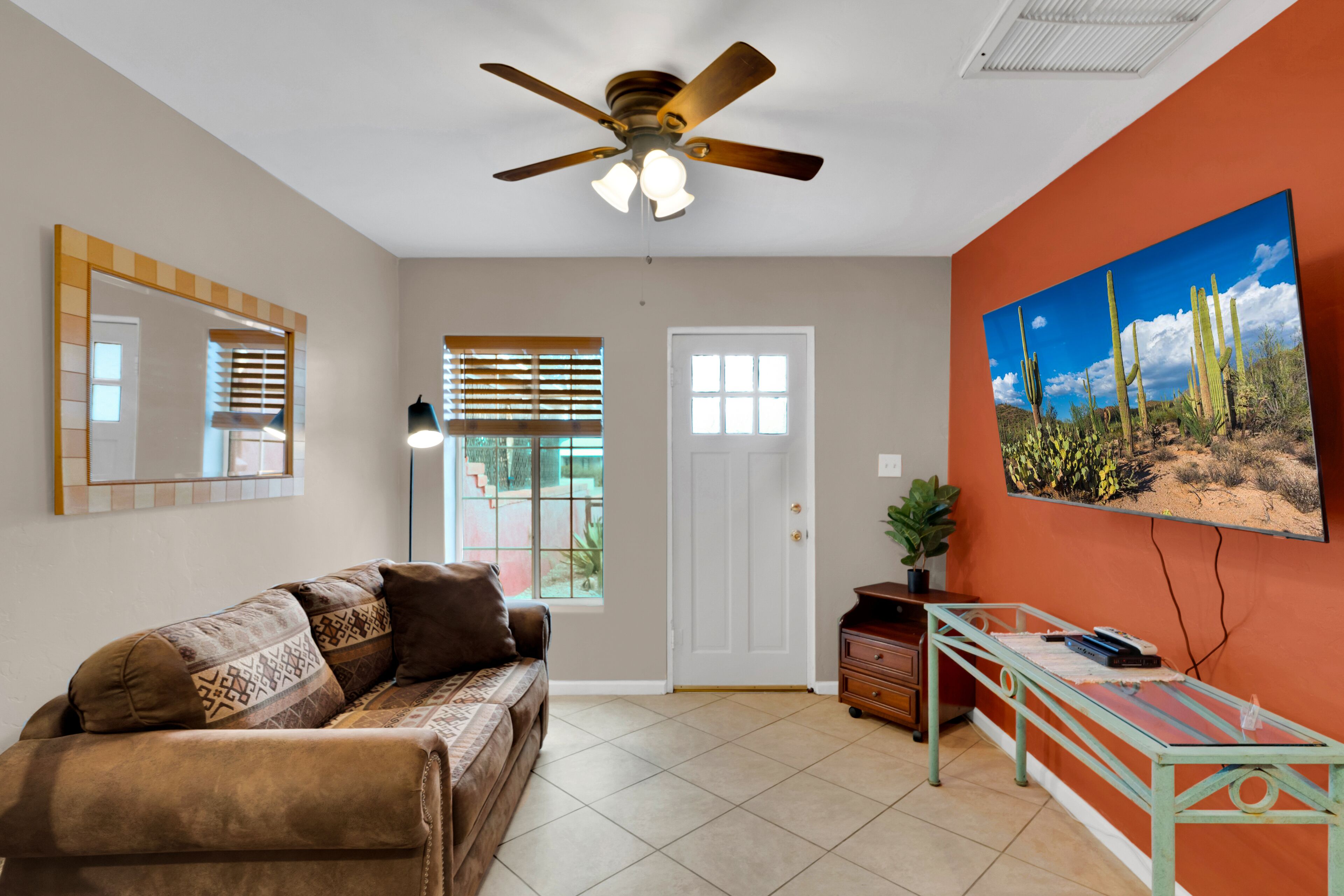 Le Studio Le Plus Mignon 1 Chambre Casita - Cour Arrière Privée - 3 Minutes Minutes De L'uofa. - Arizona