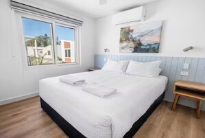 Deluxe 2 Bedroom Cabin - Sleeps 6 | Wi-fi grátis, roupa de cama fornecida 