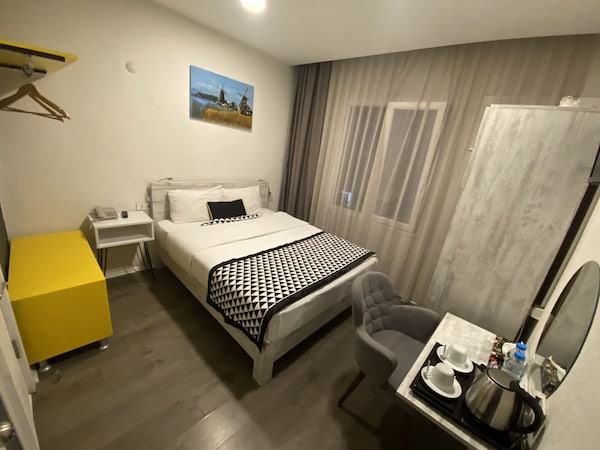 Piano Hotel - İzmir