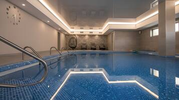 Piscina interior