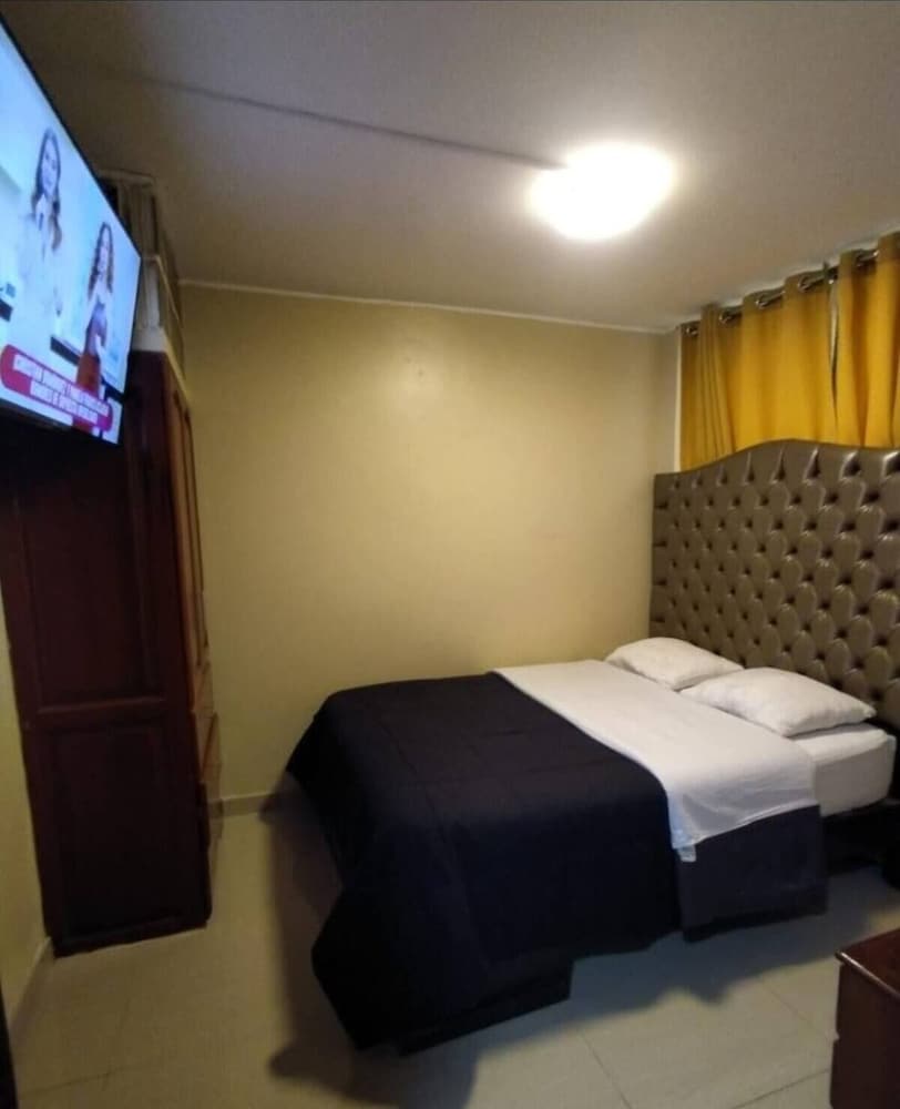 1st Floor In Surco 20 Mins To Park Kennedy Miraflore - Hospedaje Las Lilas Surco - Lima