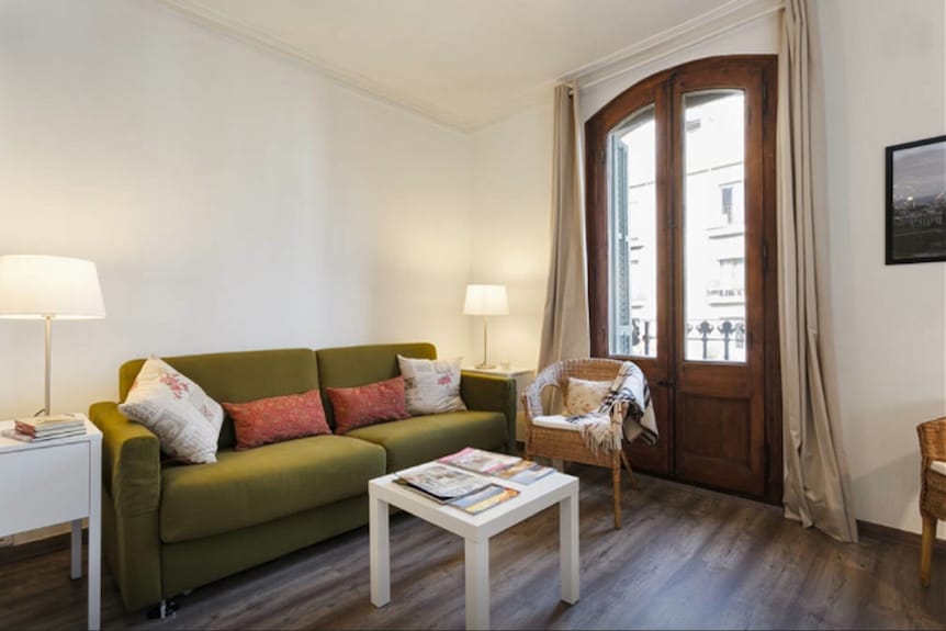 Acogedor Apartamento Muy Cerca De Casa Batllo. Con Ac Y Wifi De Fibra óPtica - Badalona