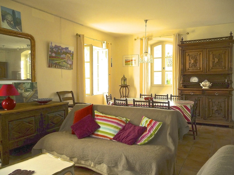 Between Vaison And Mont-ventoux, Provencal Farmhouse On The Edge Of The Village Of Faucon - Vaucluse