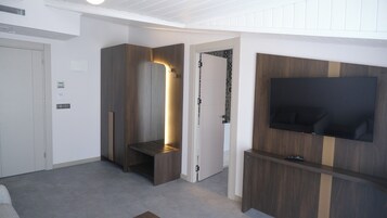 Suíte | Roupas de cama premium, cofres nos quartos, escrivaninha