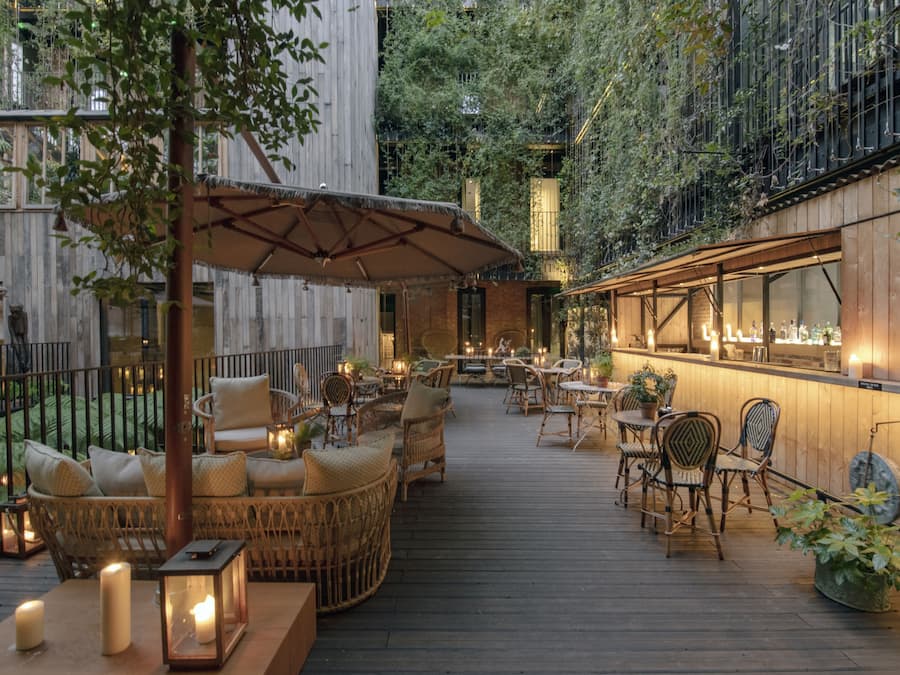 Quarto Duplo Executivo, 1 cama king-size, vista para o pátio | Terraço/pátio interior