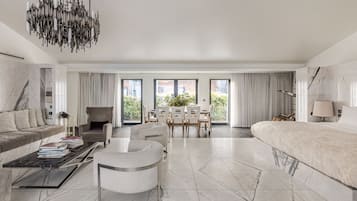 Penthouse Suite | 1 quarto, frigobar, cofres nos quartos, individualmente decorados
