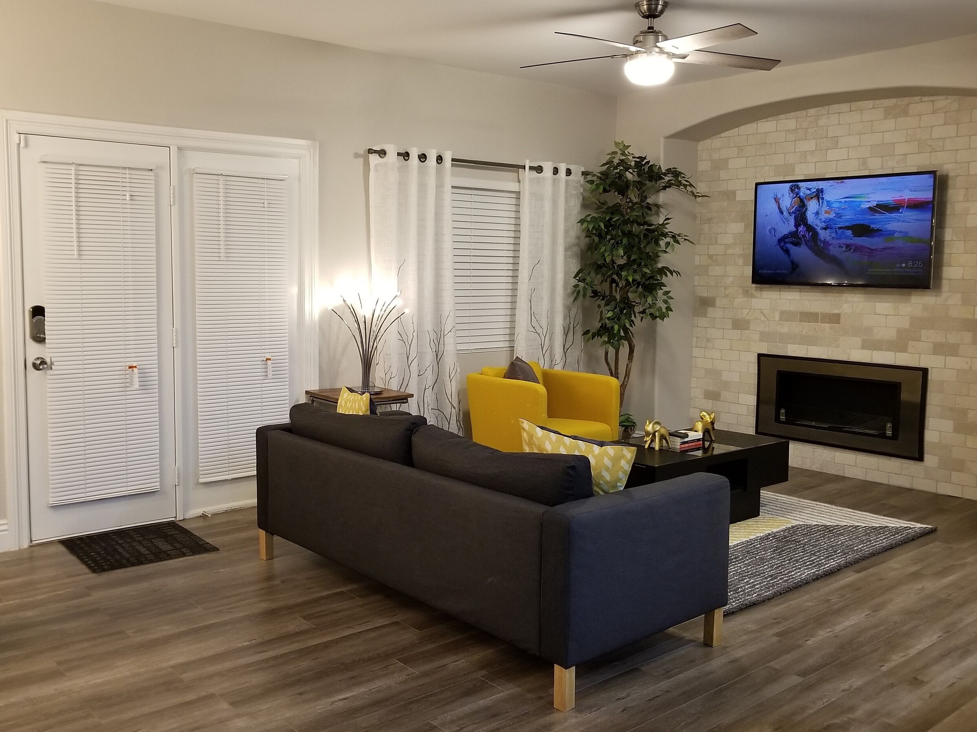 A - Fully Remodeled And Professionally Decorated - Las Vegas