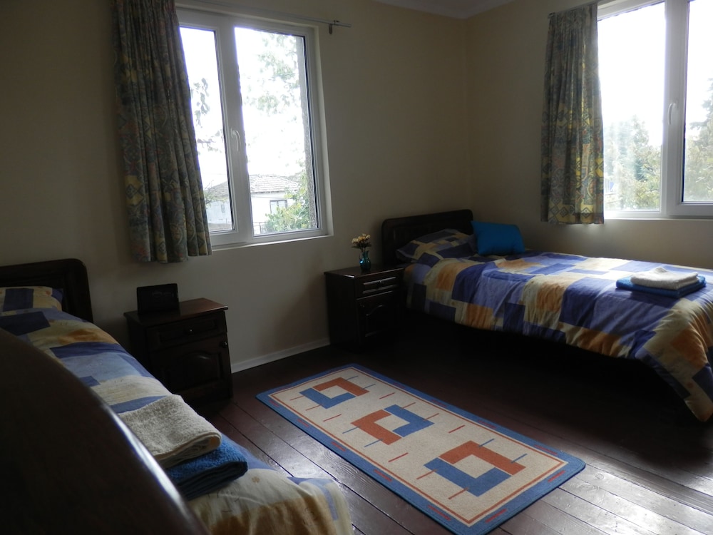 Detached House, Private Pool, In Village 5km From The Sea And Sandy Beach - Bulgaria