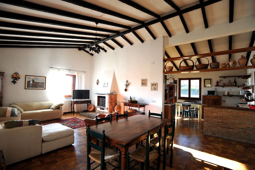 Il Ciliegio Villa Met Zwembad - Braccianomeer - Rome 8 - 17 Bedden. - Bracciano