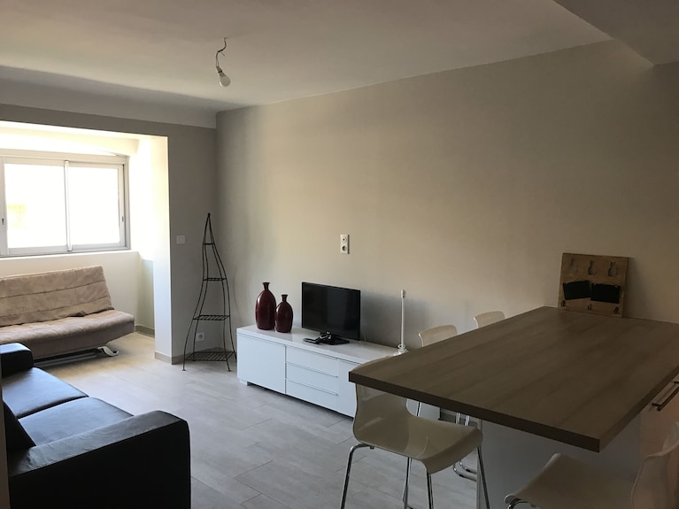 Collioure Appartement Tout Confort Neuf Climatisé Avec Parking Privé - Plage du Racou