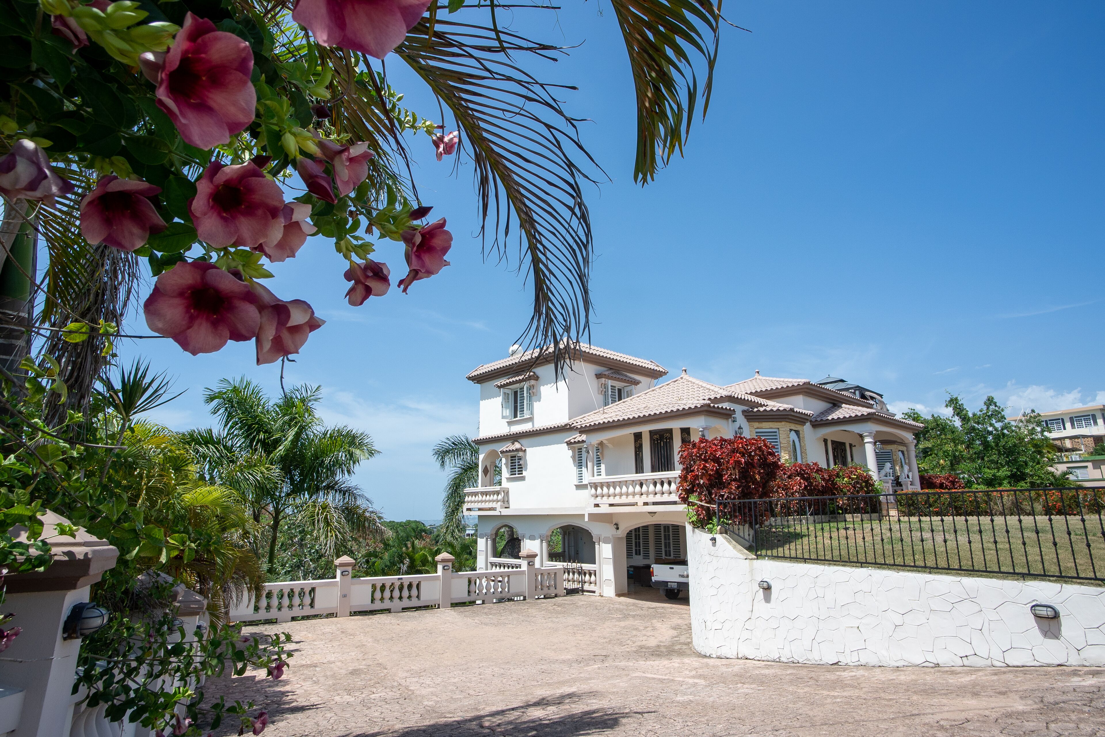 Surf View Villa - Caribbean Life at it's Best! Sleeps up to 12 - Rincon ...