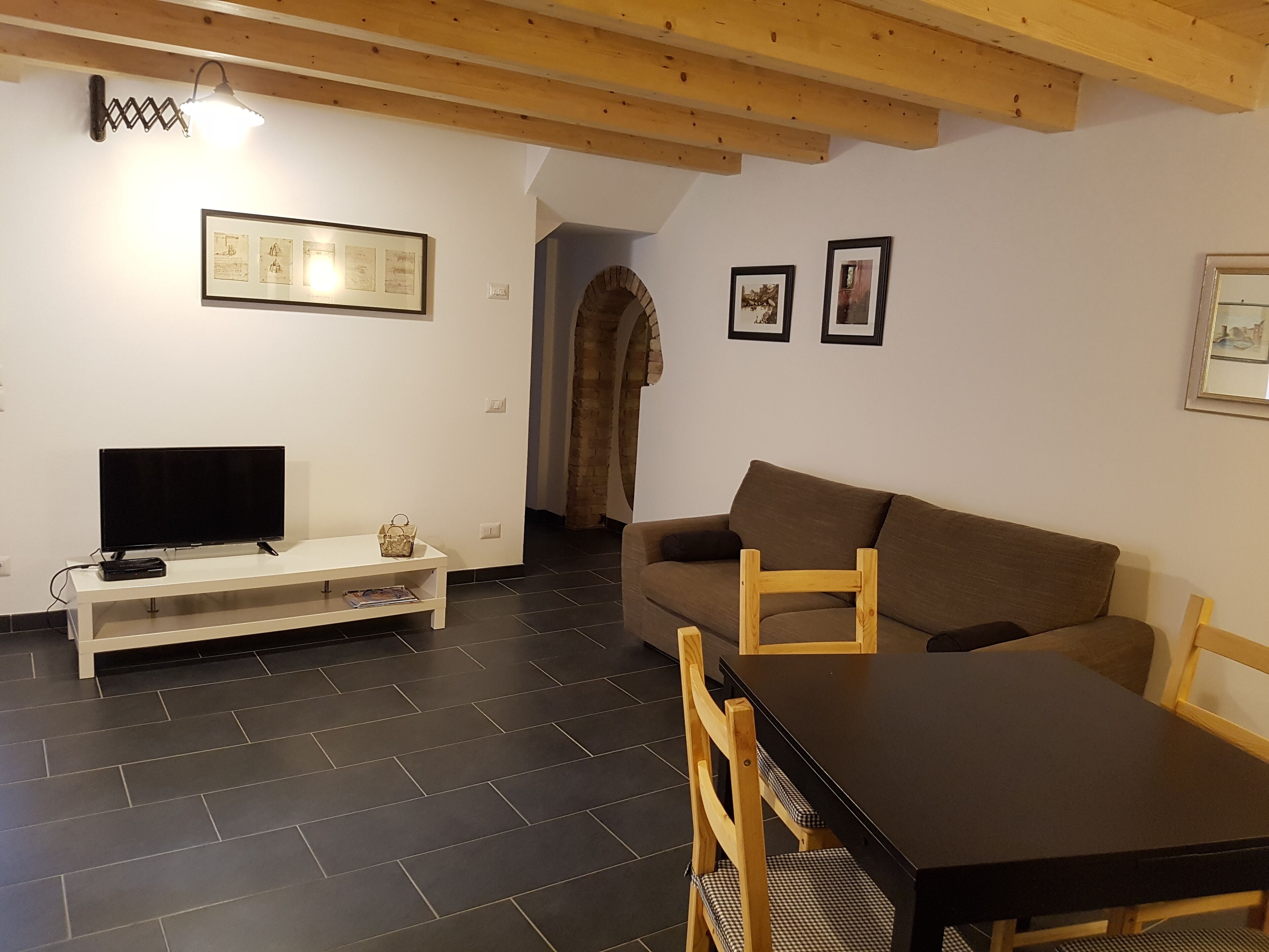 Augustus Aanbieding Appartement A. 50 Mt. Van Het Zeer Mooie Strand - Malcesine