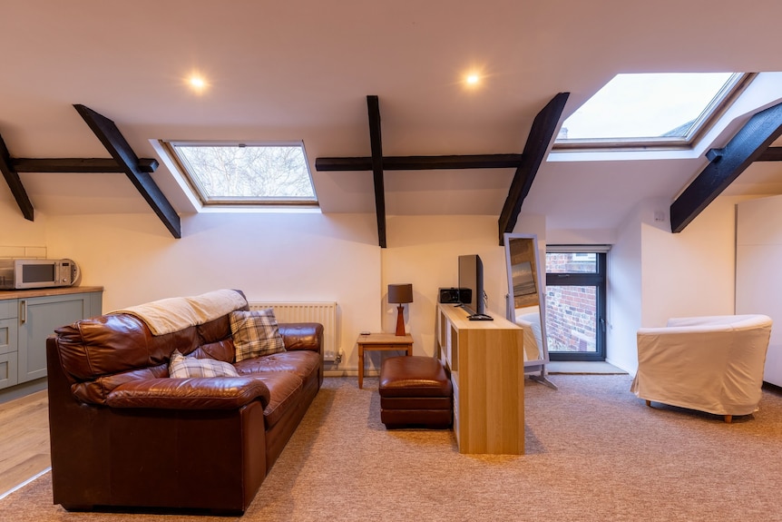 Cross House Apartment-dog Friendly Barn Conversion - 阿爾恩茅斯