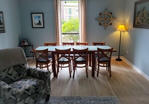 Fully Renovated 3BR/2BA Villa - Family Paradise Steps from Private ...
