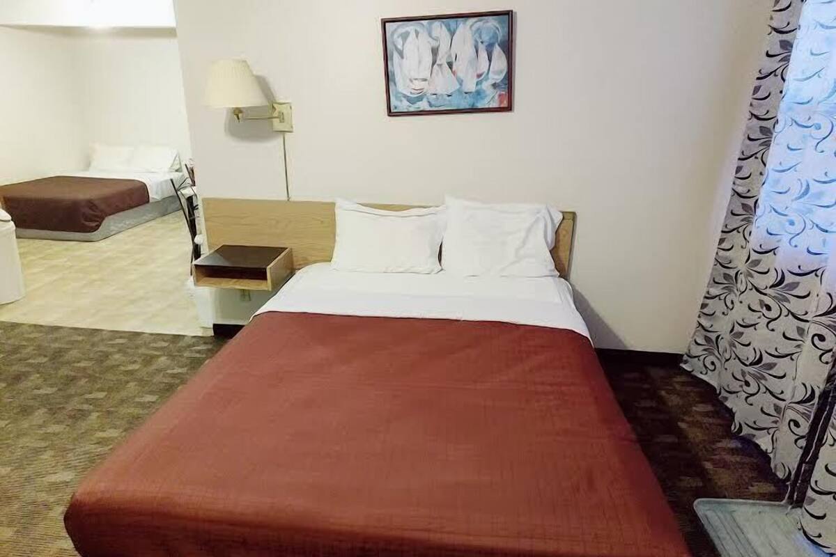 Quarto Standard, 1 cama queen-size | Wi-fi grátis, roupa de cama fornecida