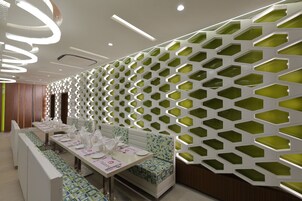 3 restaurantes, culinária internacional