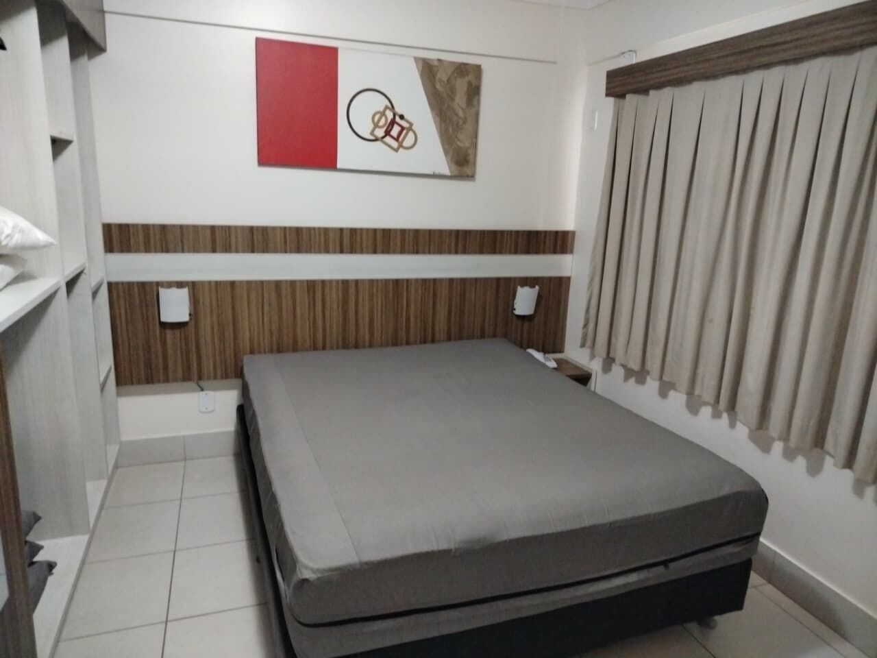 Apartamento Básico | 1 quarto, cofre no quarto, cortinas/cortinados opacos 