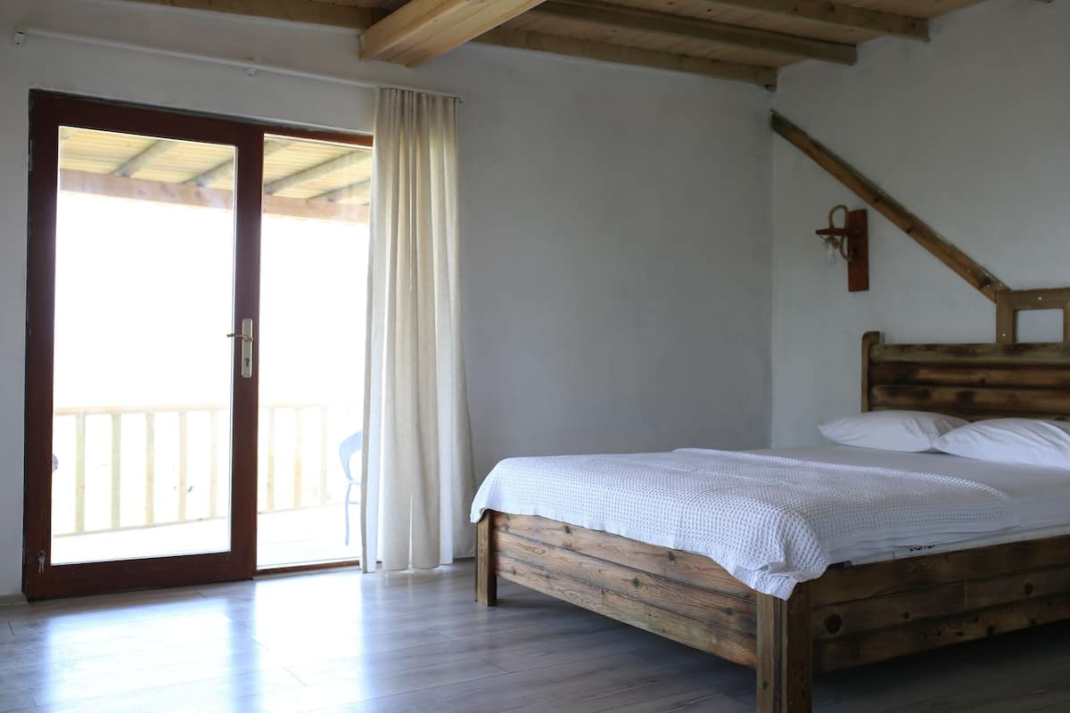Quarto Deluxe, vista para o mar | Ferro/tábua de engomar, Wi-fi grátis 