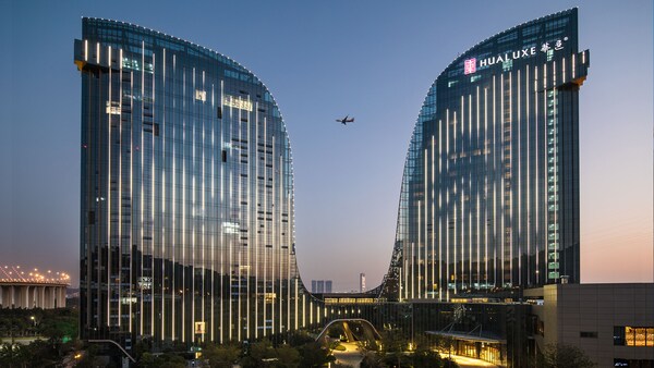 Hualuxe Xiamen Haicang Harbour View By Ihg - Xiamen