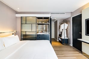 1 quarto, frigobar, cofres nos quartos, individualmente decorados