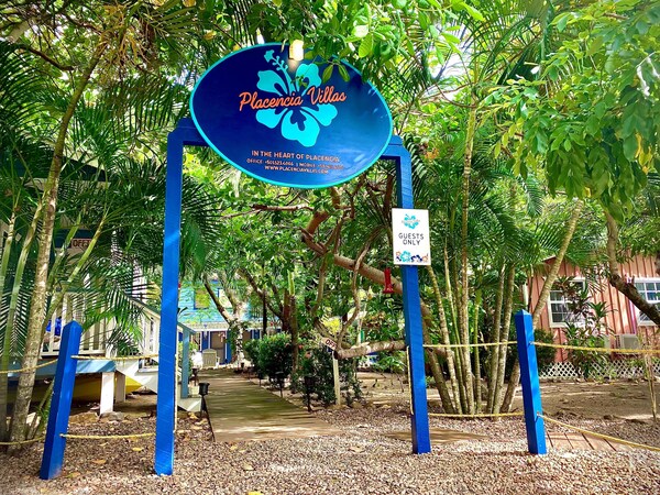 Placencia Villas - Placencia