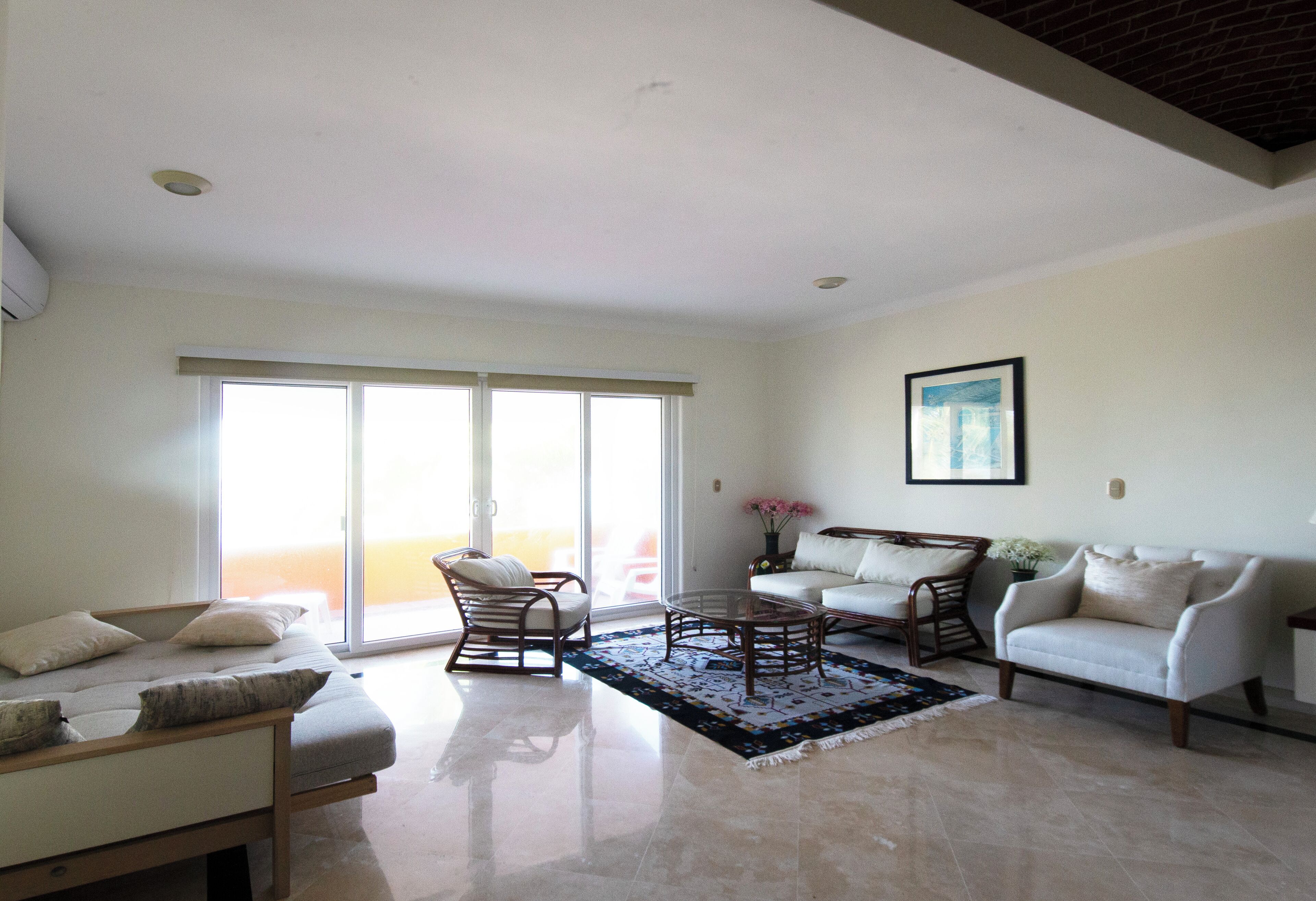 Casa De Las Conchas Luxury Beach Front Villa - Akumal