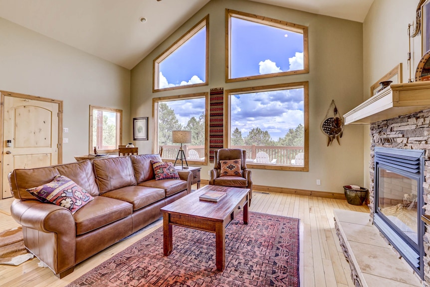 Buffalo Ridge On Zion Boundary Very Close To The Park! Gated Community -Hot Tub - Utah