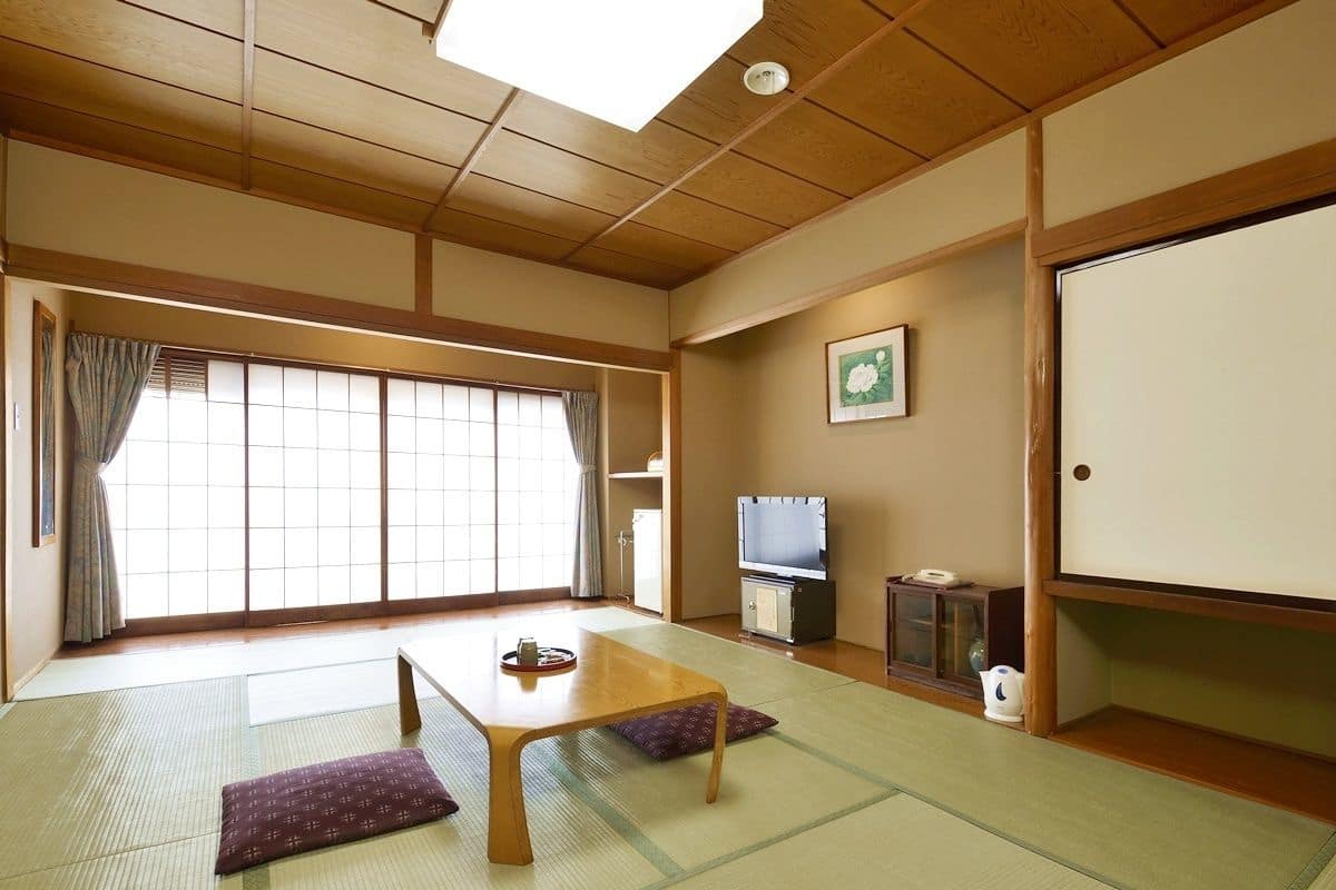 Quarto Tradicional, não fumadores (Japanese-Style) | Cofre no quarto, roupa de cama fornecida