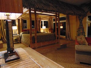 Polynesian | Ferro/tábua de engomar, Wi-fi grátis 