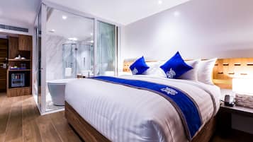 Duplex Suite with Pool Access | Lençóis de algodão egípcio, roupa de alta qualidade, minibar