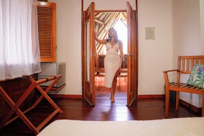 Suíte júnior, 1 quarto, terraço, na torre | Roupas de cama antialérgicas, edredons de pluma, roupa de cama