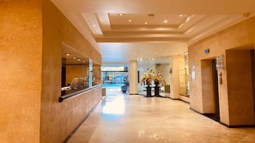Entrada (vista interior)