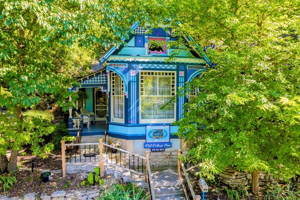 Cliff Cottage Inn - Victorian B&b And Boutique Hotel - Arkansas
