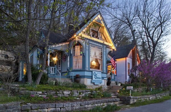 Cliff Cottage Inn - Victorian B&b And Boutique Hotel - Arkansas