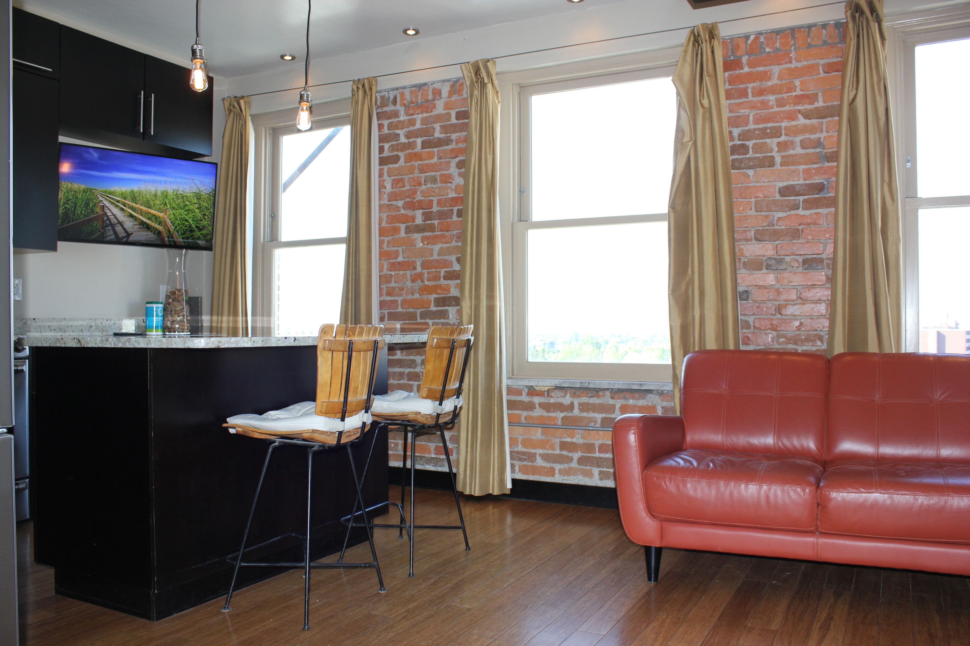 Literally The Heart Of Missoula.  Amazing Views Of The River And Caras Park. - Missoula, MT