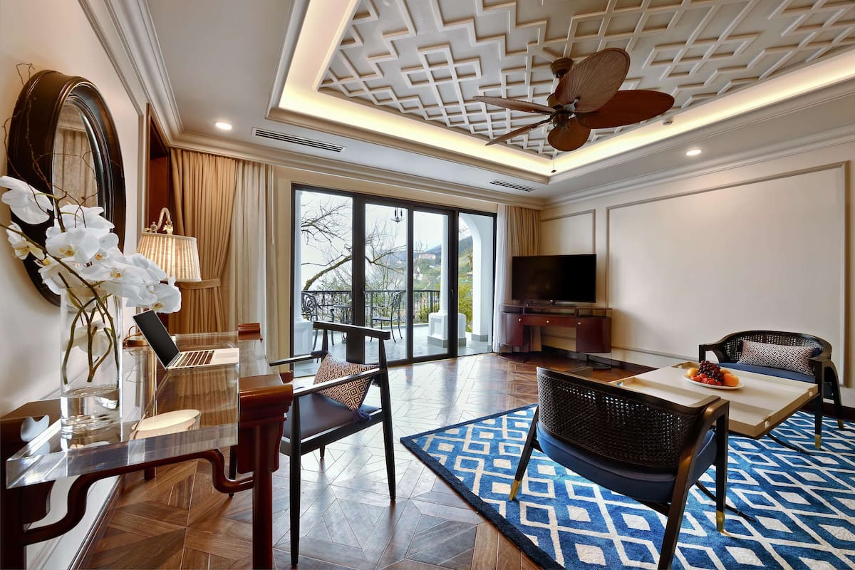 Bungalow Familiar | Roupa de alta qualidade, minibar, cofre no quarto, secretária 