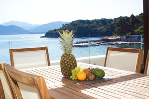 Suite Deluxe, 2 quartos, varanda, vista para o mar | Vista do quarto