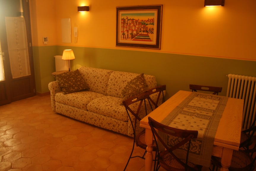 Ancienne Maison De Campagne Et Piscine Dans Les Collines De L'ombrie Entre Foligno Et Assise - Foligno