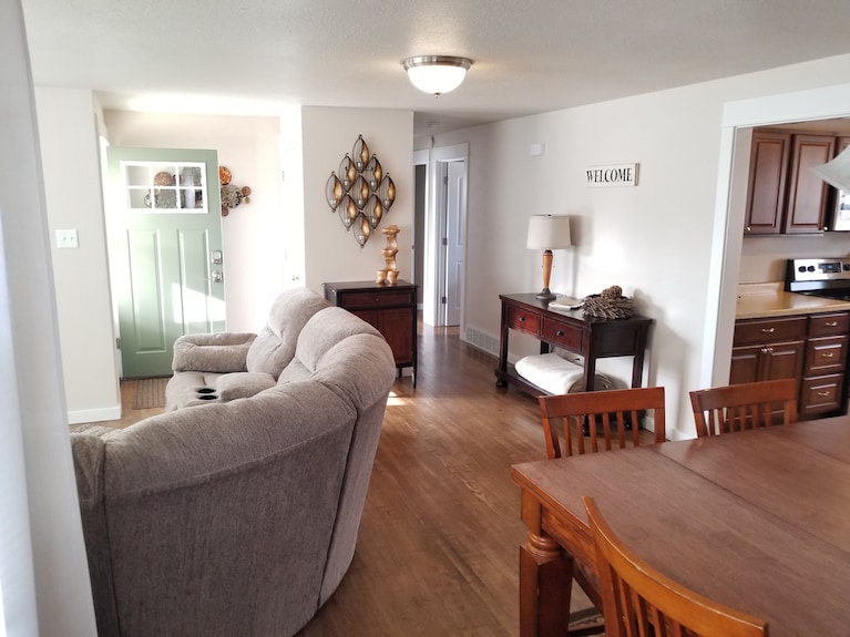 There's No Place Like Home But This Is Close - Free Internet With Wi-fi - Wyoming