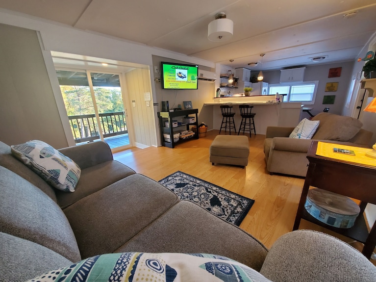 The Beaver Creek Getaway 2 Bed/1 Bath, Kitchen, 1 Mile From Beaver Creek Marina - 켄터키