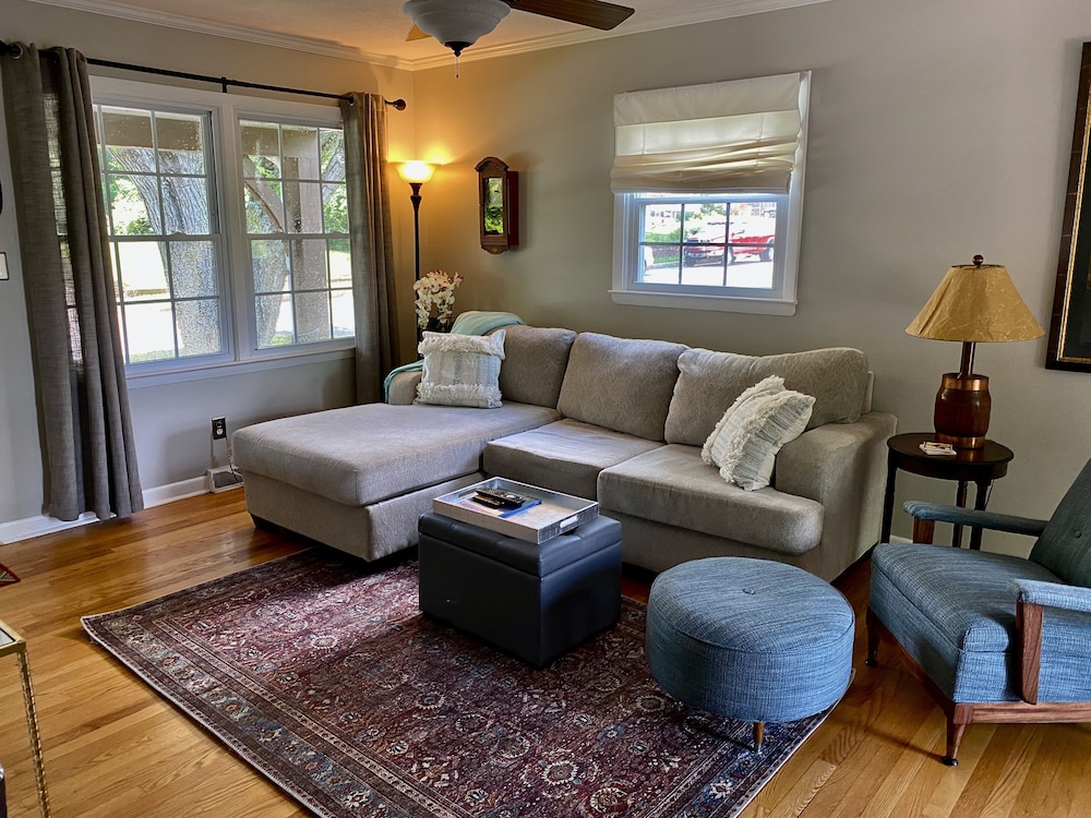 Cozy Home W/hot Tub In Trendy West Asheville! - Asheville, NC