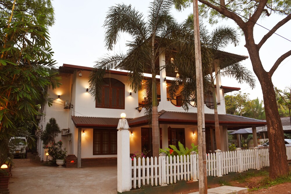 Sadula Holiday Resort - Anuradhapura - Tamil Nadu