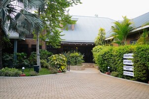 Fachada da propriedade