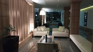 TV LCD 32 polegadas com canais a cabo, TV