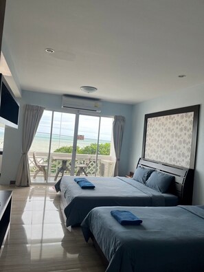 Studio Deluxe Triple Sea View | Individualmente decorados, individualmente mobiliados, Wi-Fi de cortesia