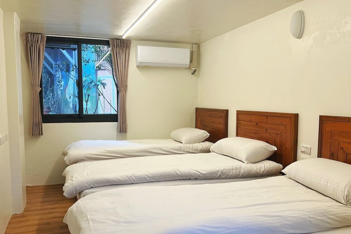 Suite Exclusiva | 1 quarto, secretária, Wi-fi grátis, roupa de cama fornecida