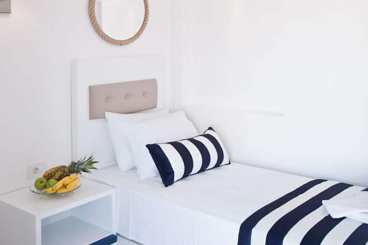 Roupa de alta qualidade, minibar grátis, cofre no quarto, secretária