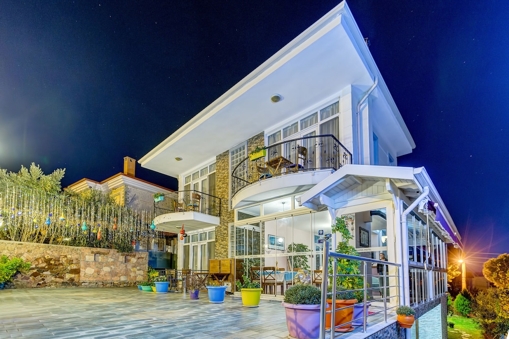 Cunda Nefes Hotel - Ayvalık