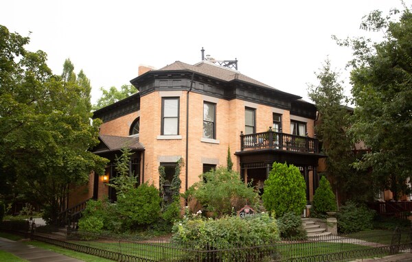 Ellerbeck Mansion Bed & Breakfast - Salt Lake City, UT